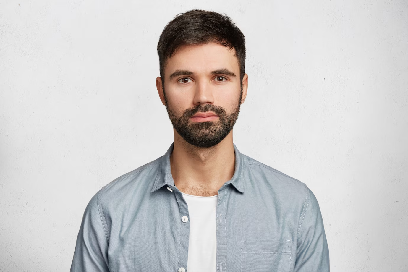 How to Look Good in Passport Photos: Tips for Men