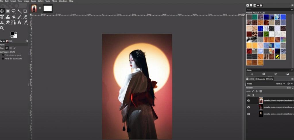 How to Add Photo in Photo [Tested & Reviewed]